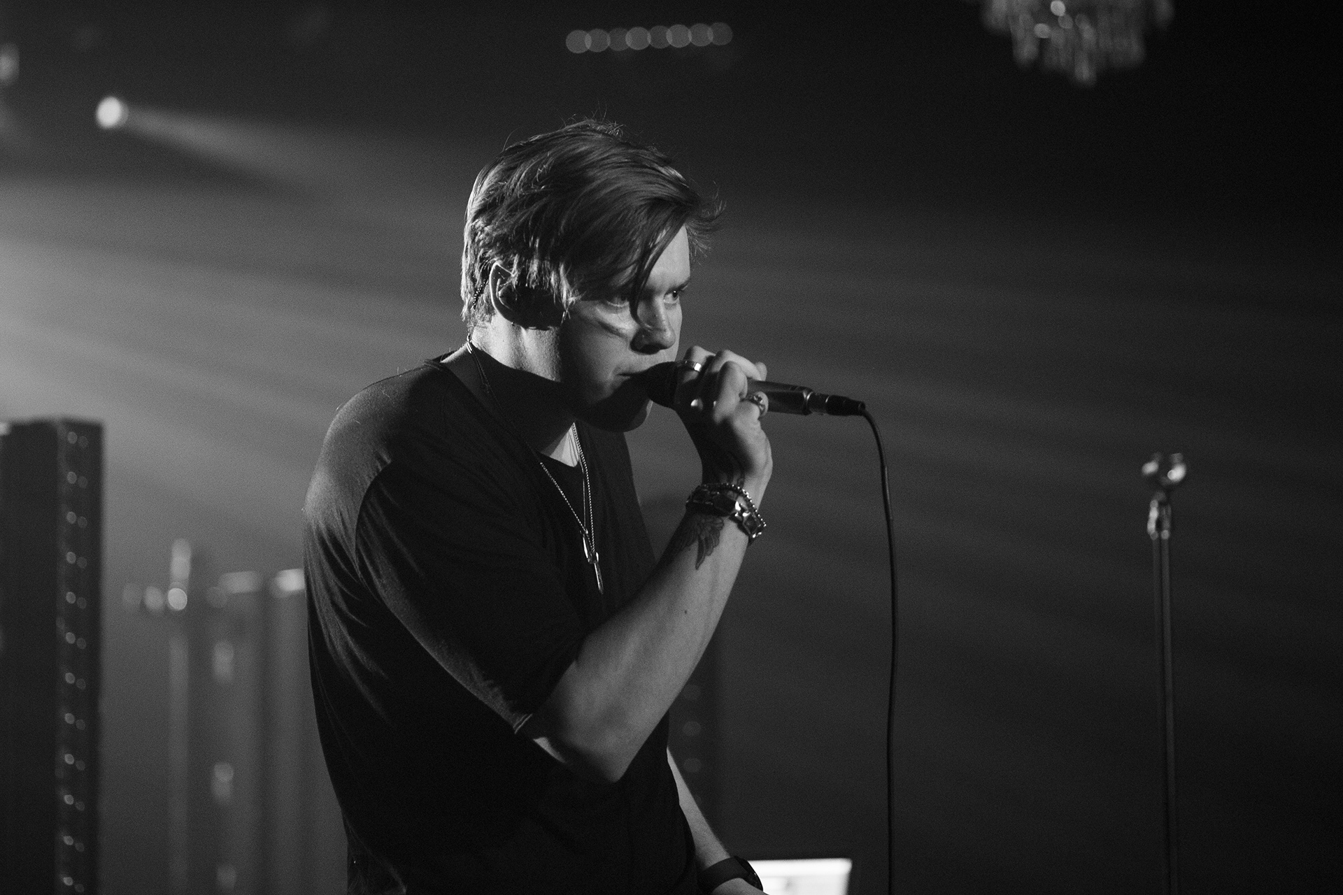 Ethan Voth - Doesn't Feel the Same (Witt Lowry x Livingston)