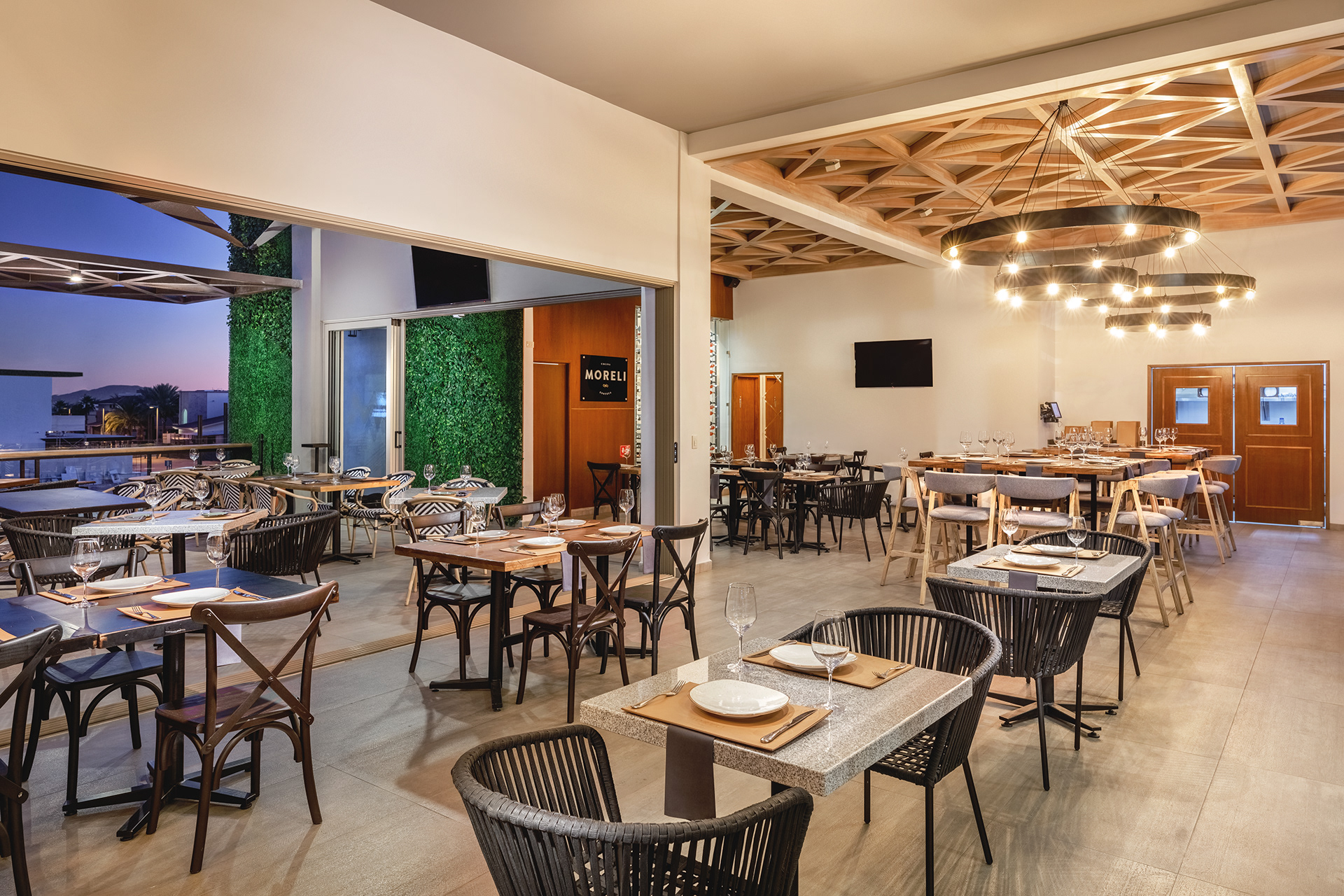 Tamen Arq - RESTAURANTE BAR M