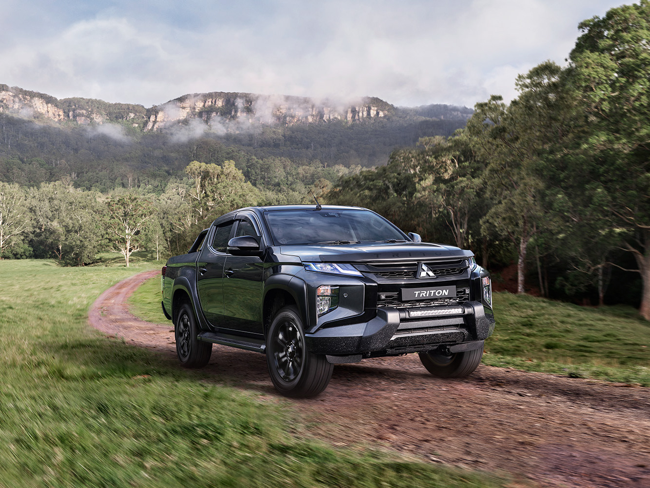 Jason Riddell - Mitsubishi Triton