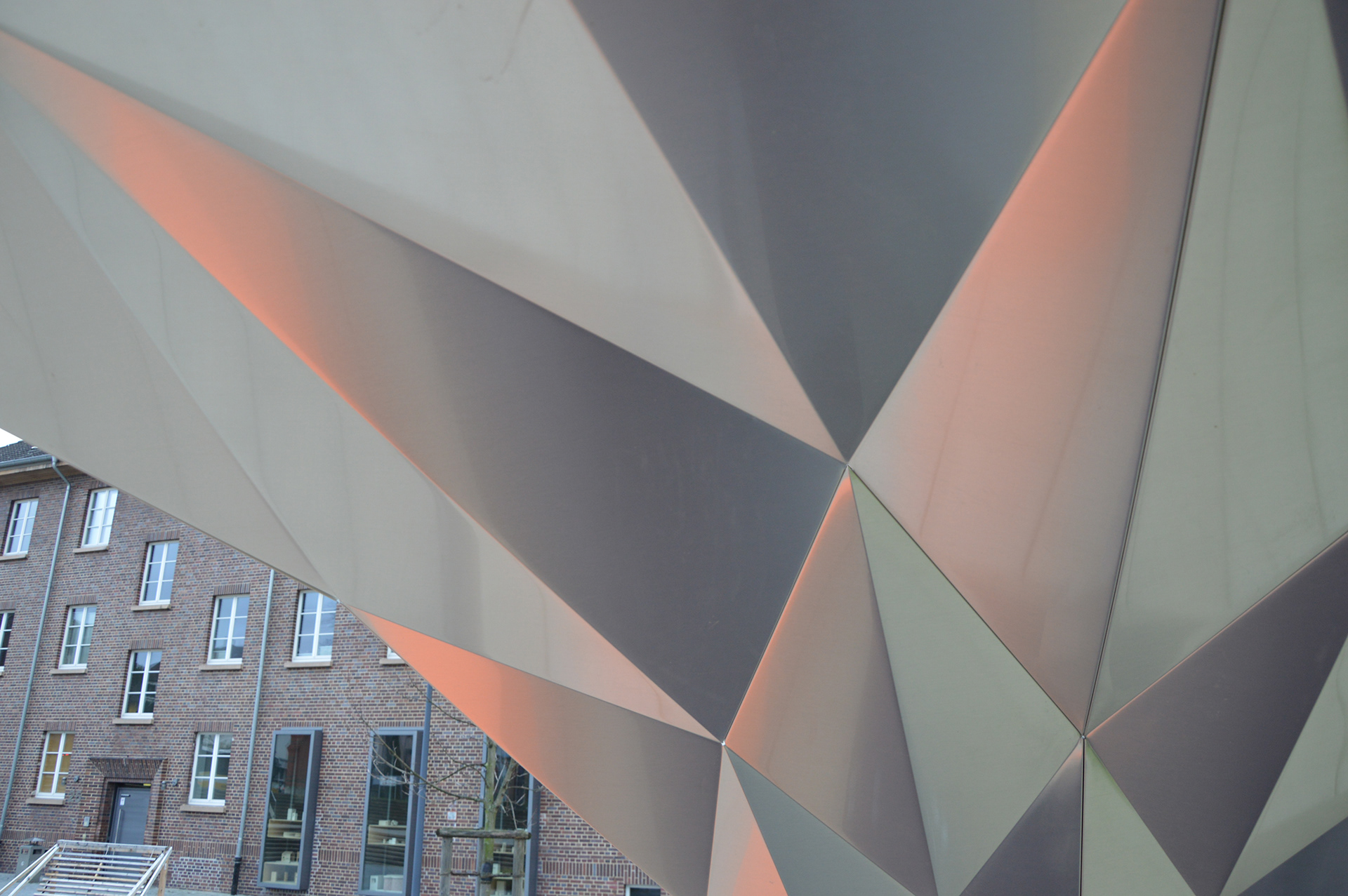 Tal Friedman - parametric architecture - origami pavilion