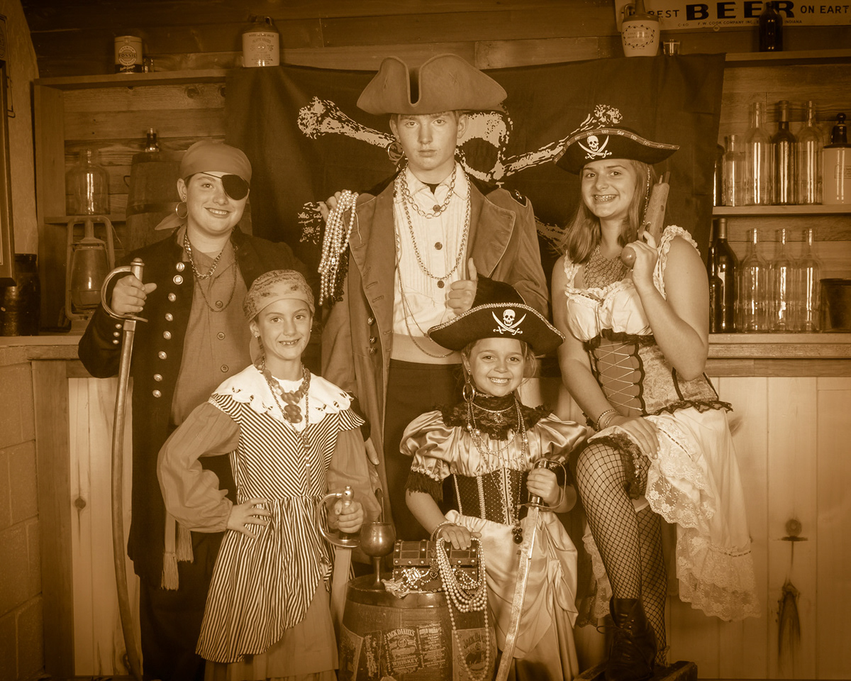 Olde Tyme Photography - Pirates