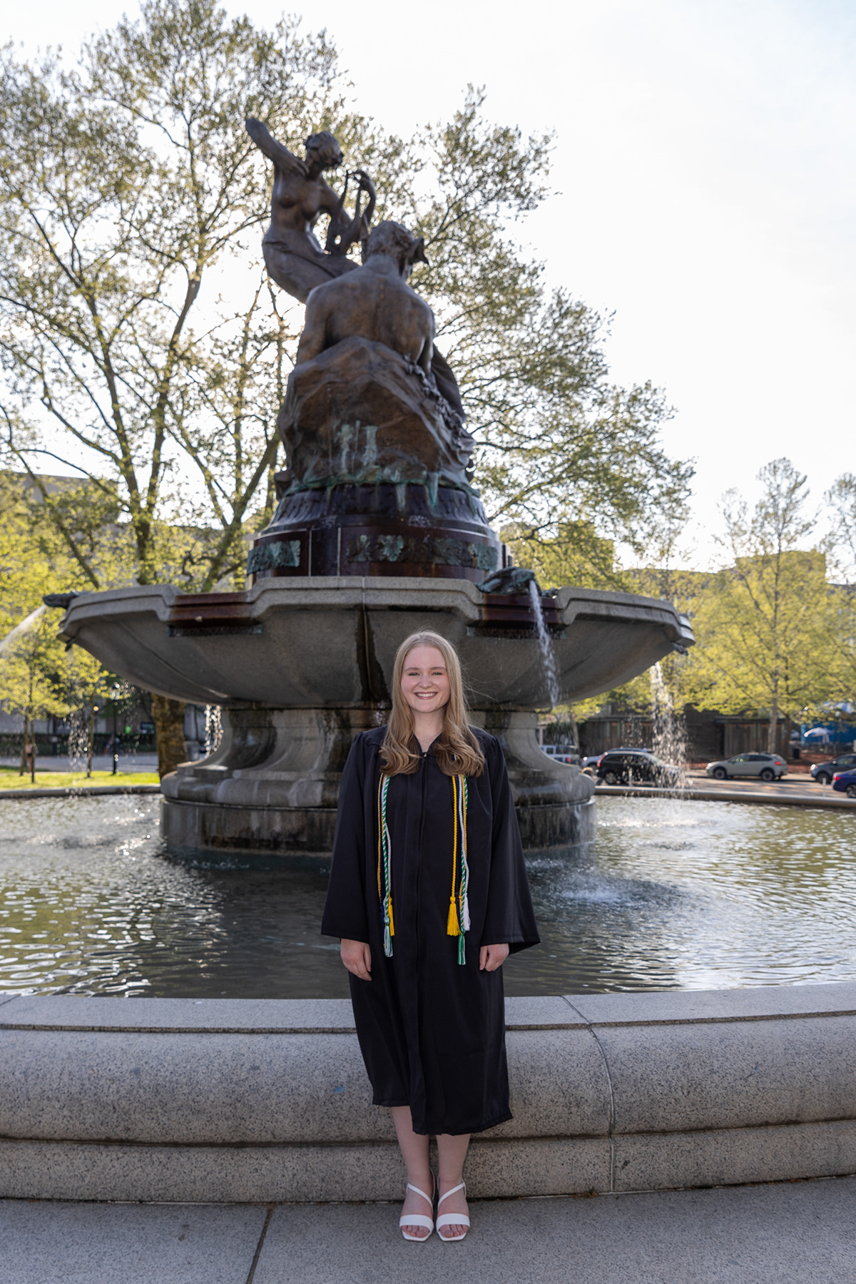 Allen Howard Photography Portfolio - Emma and Jess Pitt Graduation