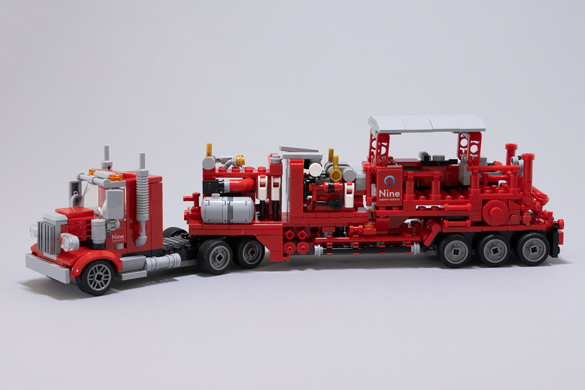 ICHIBAN Toys - custom LEGO piece sets - The Patriot Cementing Pump Truck