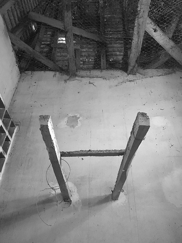 Macaw Studio - L'Ostalas yoga shed & pigeonnier