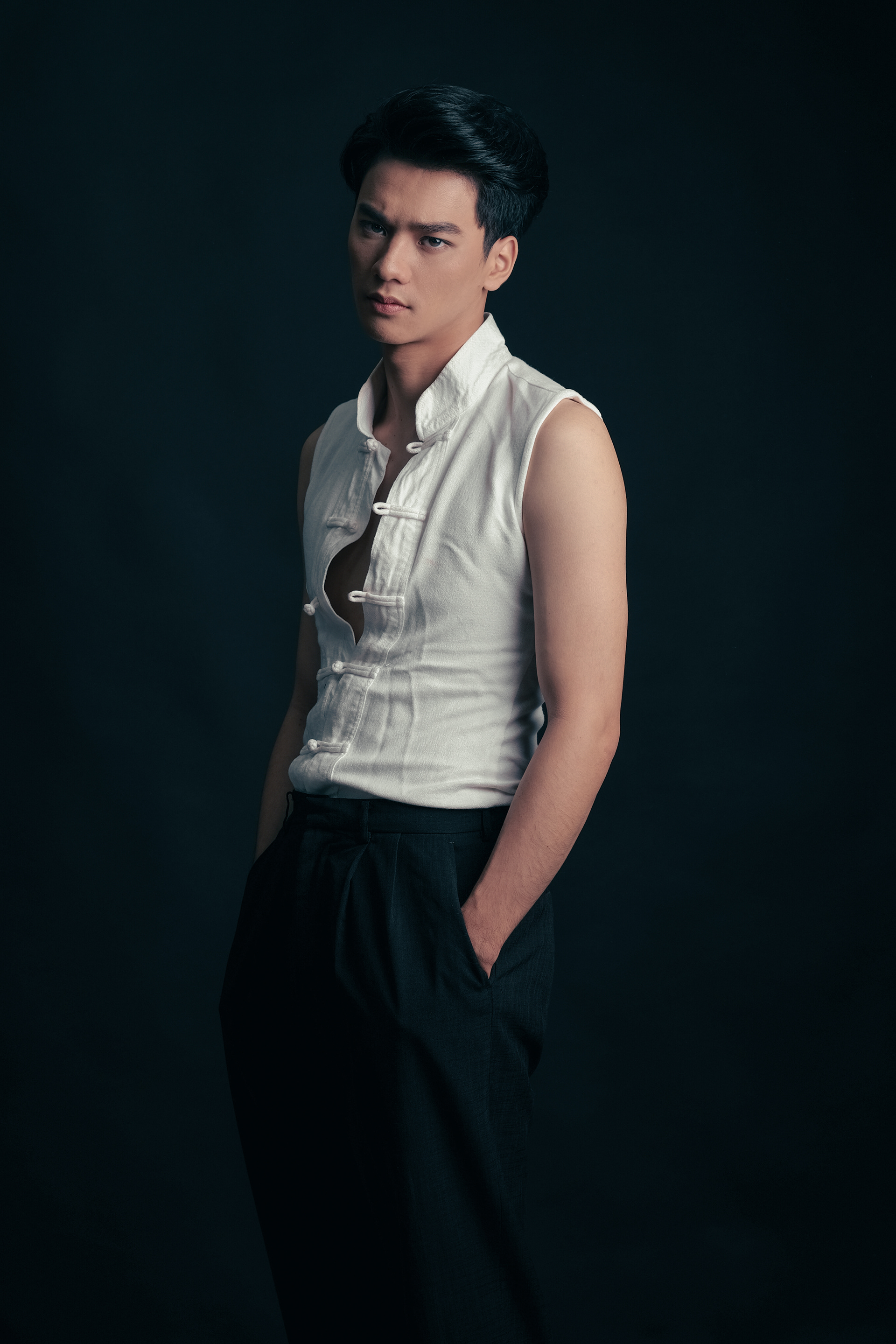 David Ryo - Men with flower (Chinese Theme)