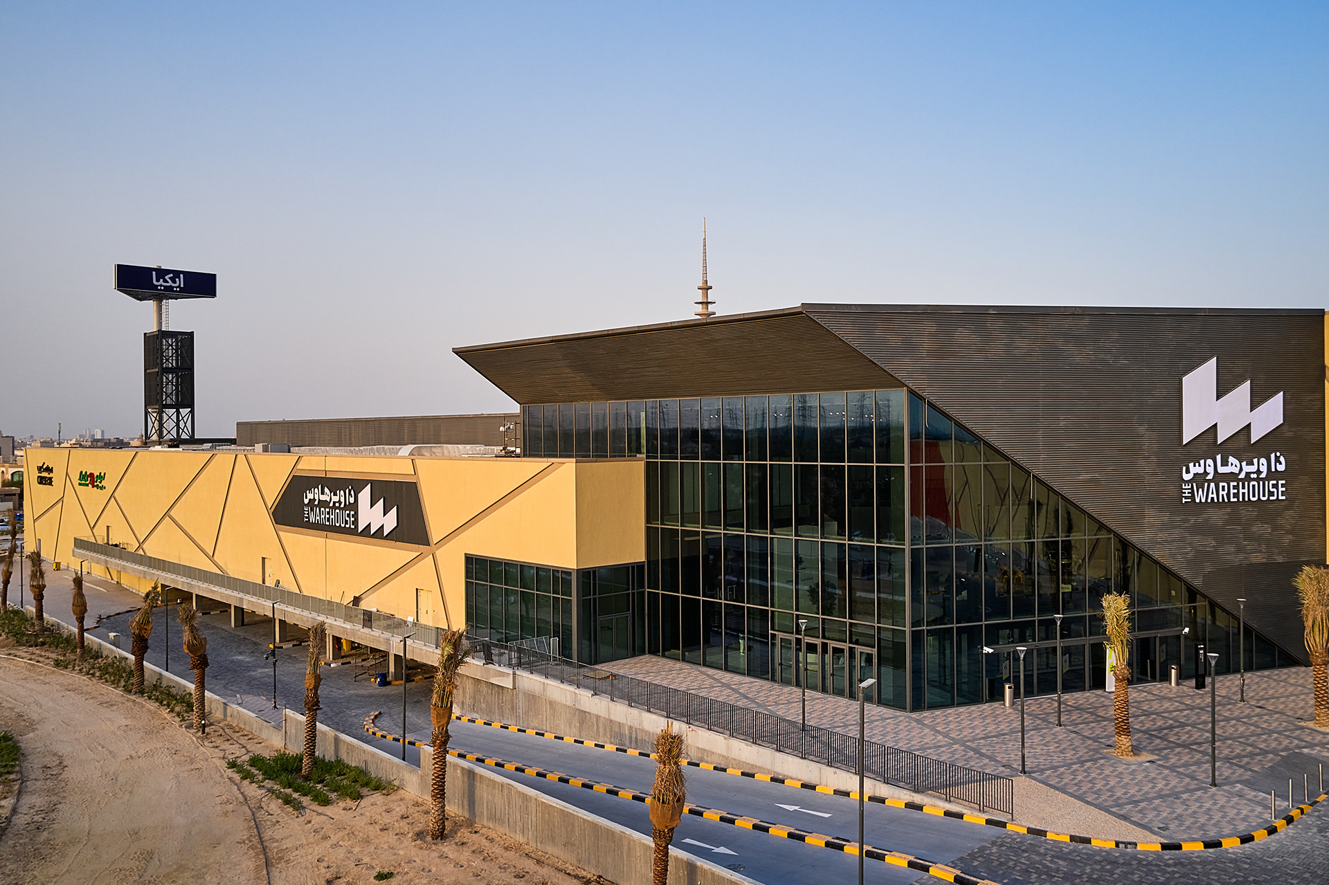 Mohammad Ashkanani - Photography - The Warehouse Mall | KEO