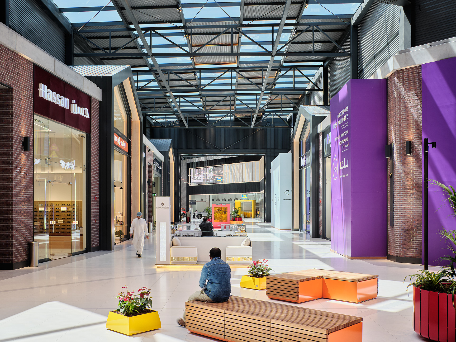 Mohammad Ashkanani - Photography - The Warehouse Mall | KEO