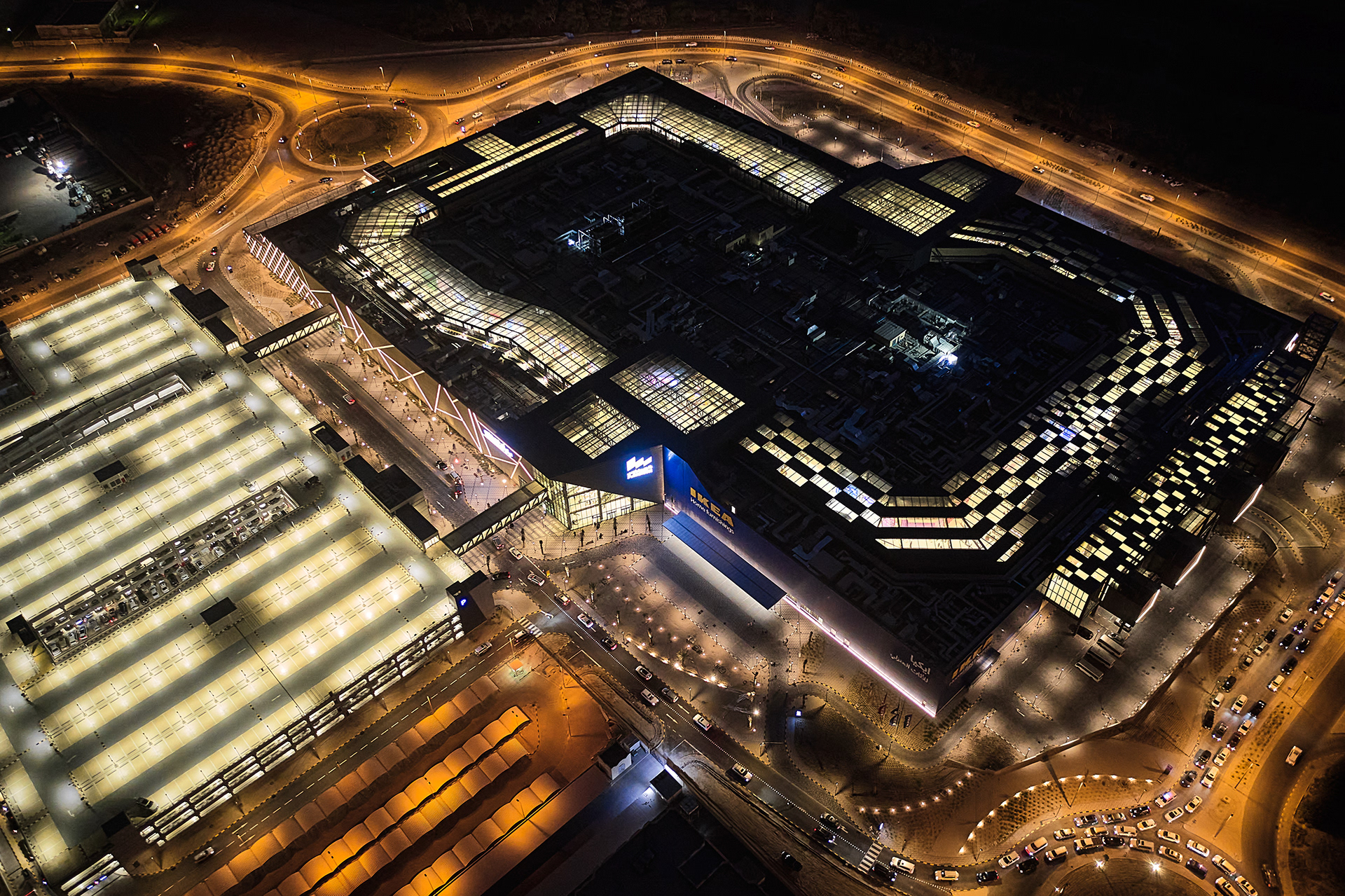 Mohammad Ashkanani - Photography - The Warehouse Mall | KEO
