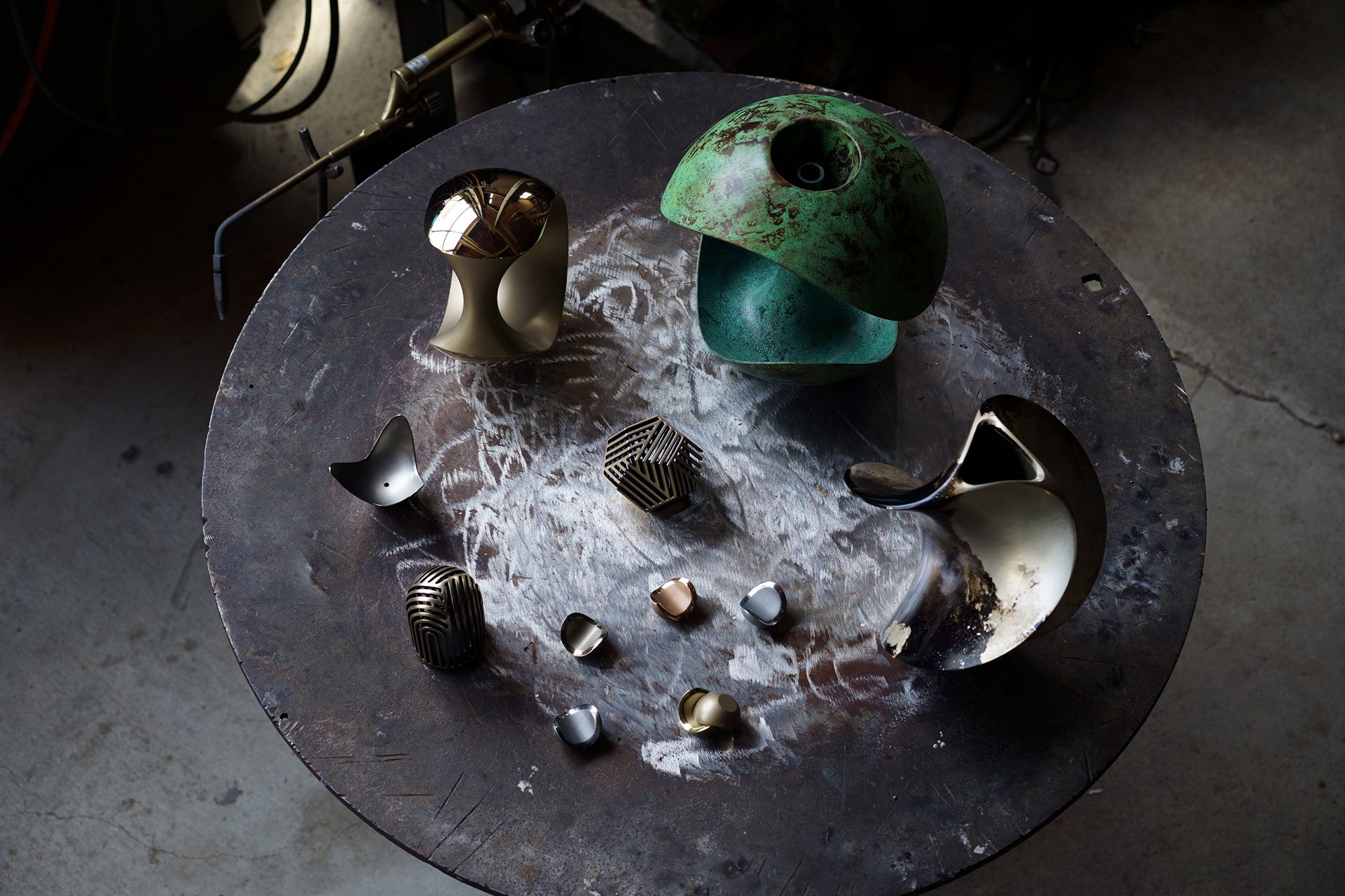 KENJI ABE DESIGN - MANTLE