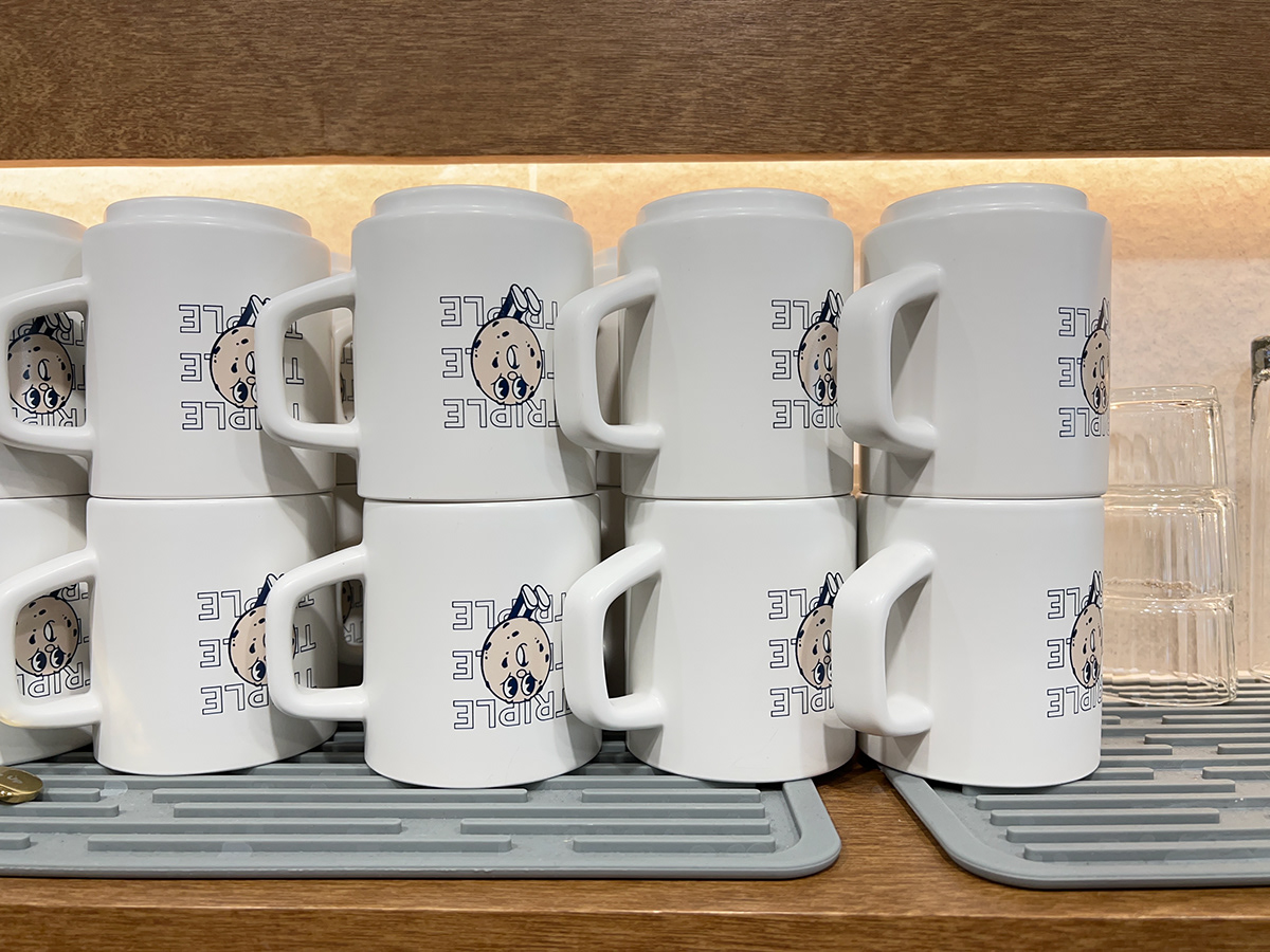 STUDIO FLAT FLAG - Triple Bagel 트리플 베이글