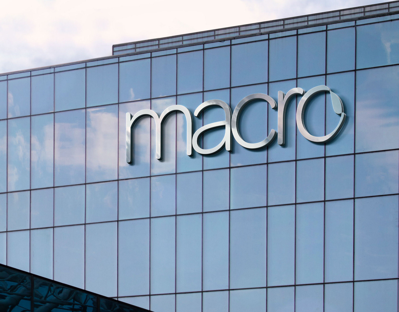 Oğulcan - MACRO LOGO MOCKUP