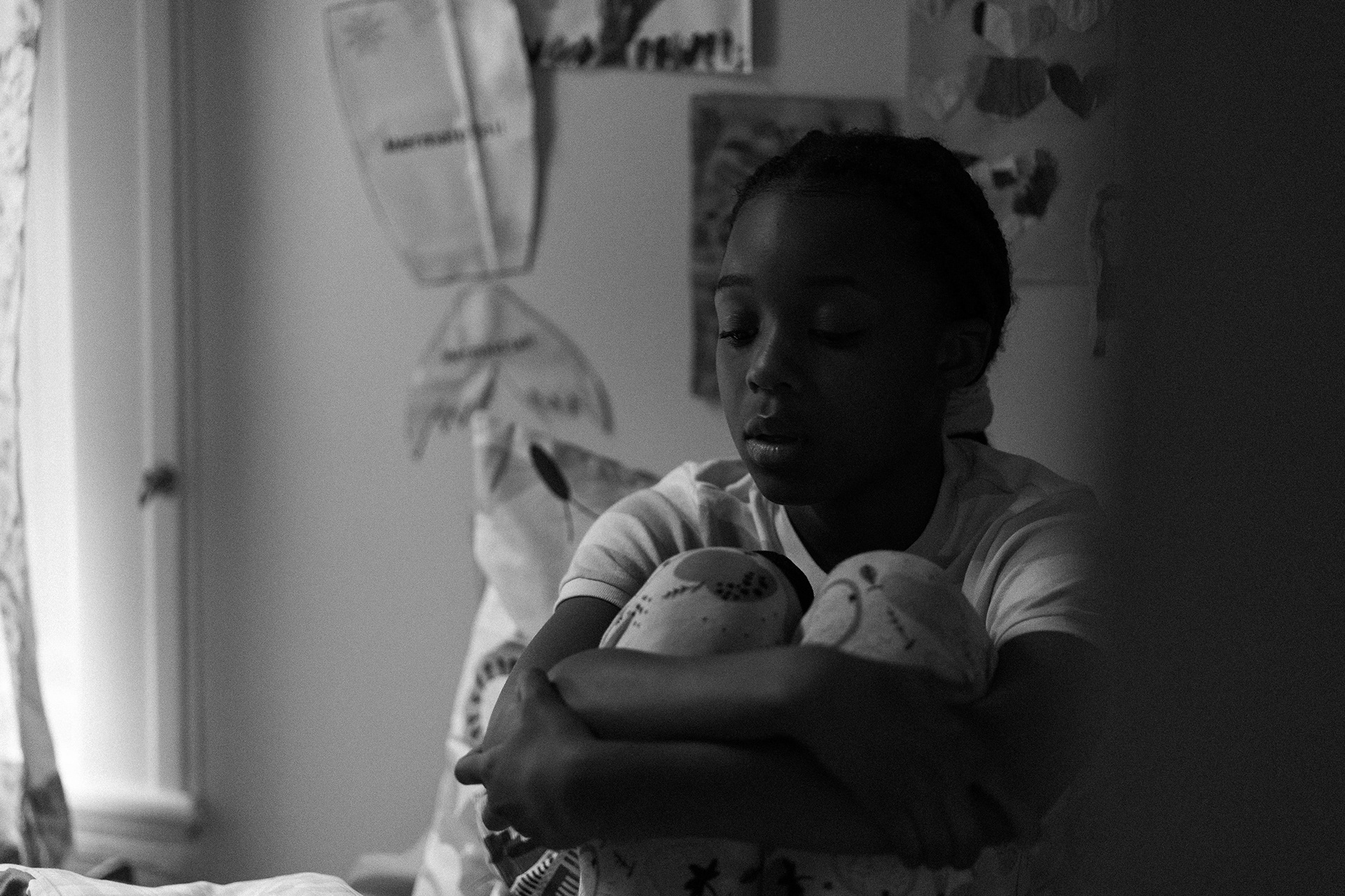 Emelia Hellman - Set Stills & BTS