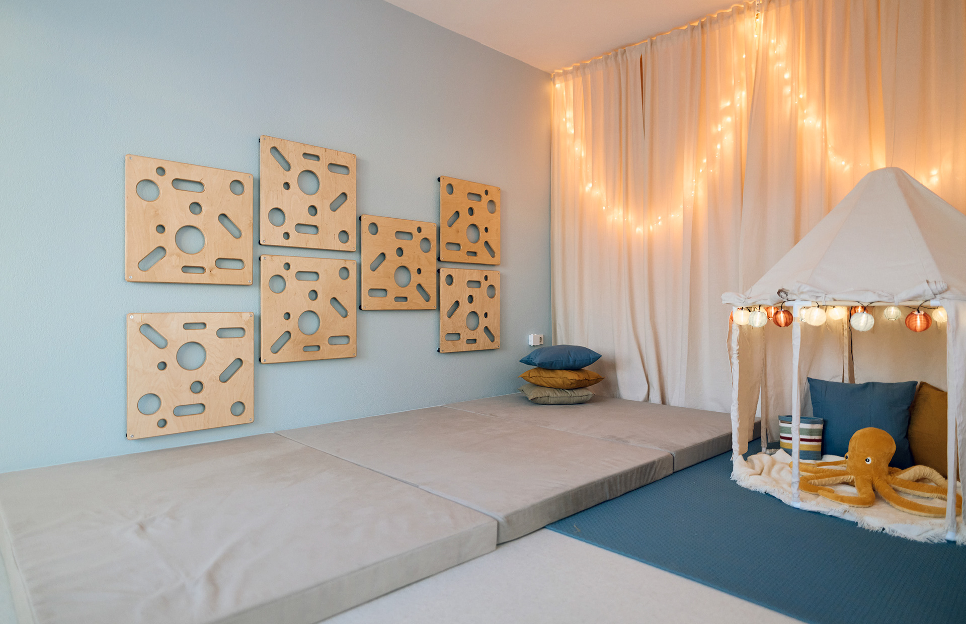 SINJI KIT - GALERIJA