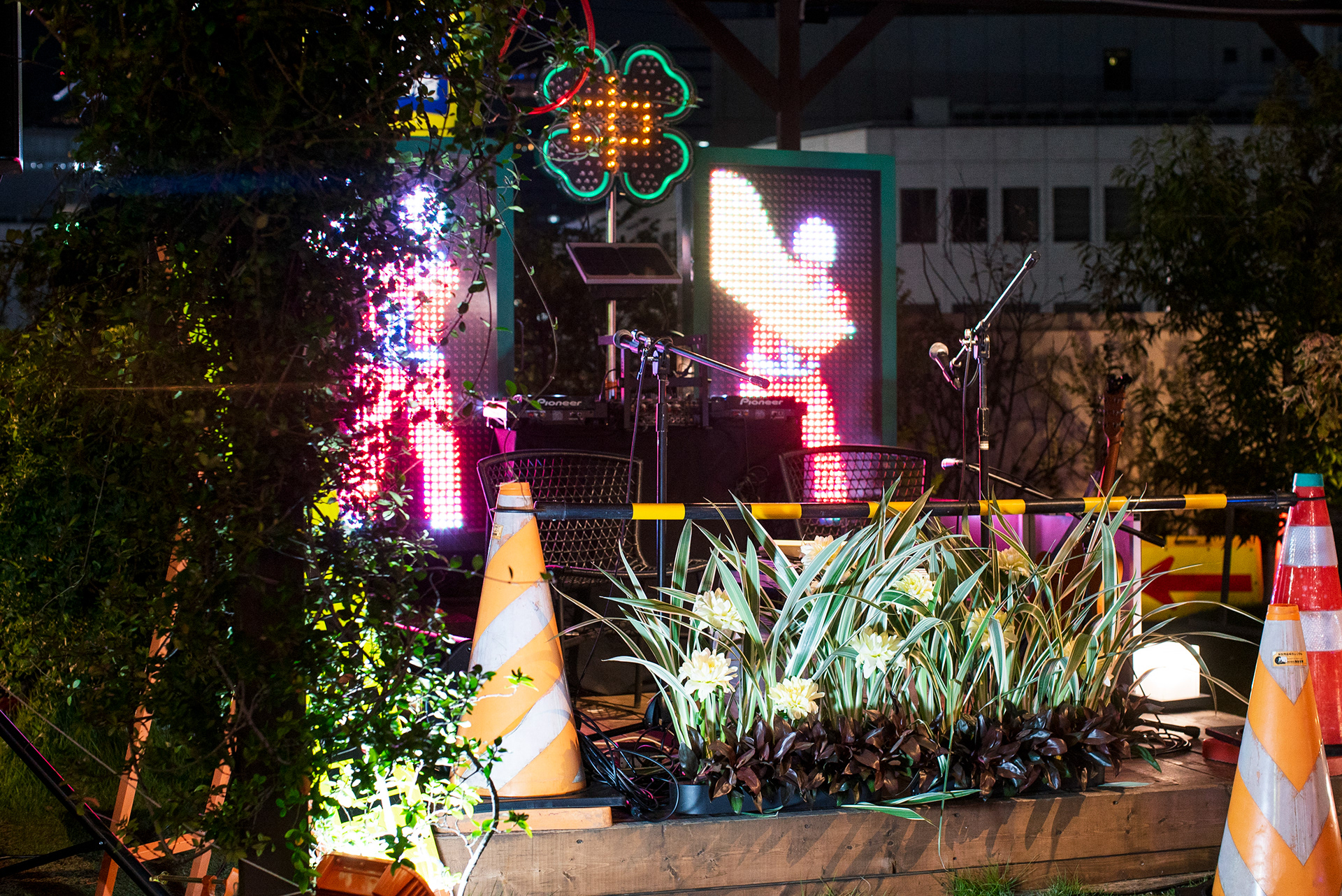 Yuta Ichinose design work - Lumine One Market, Day & Night.