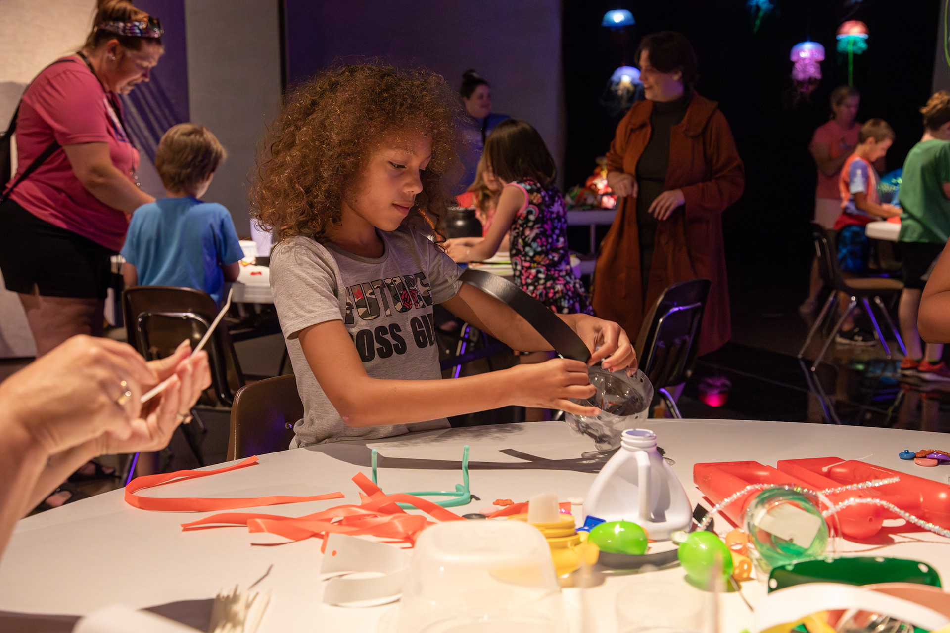 Shafer Art Gallery - Glenn & Elaine Mull Art Cart