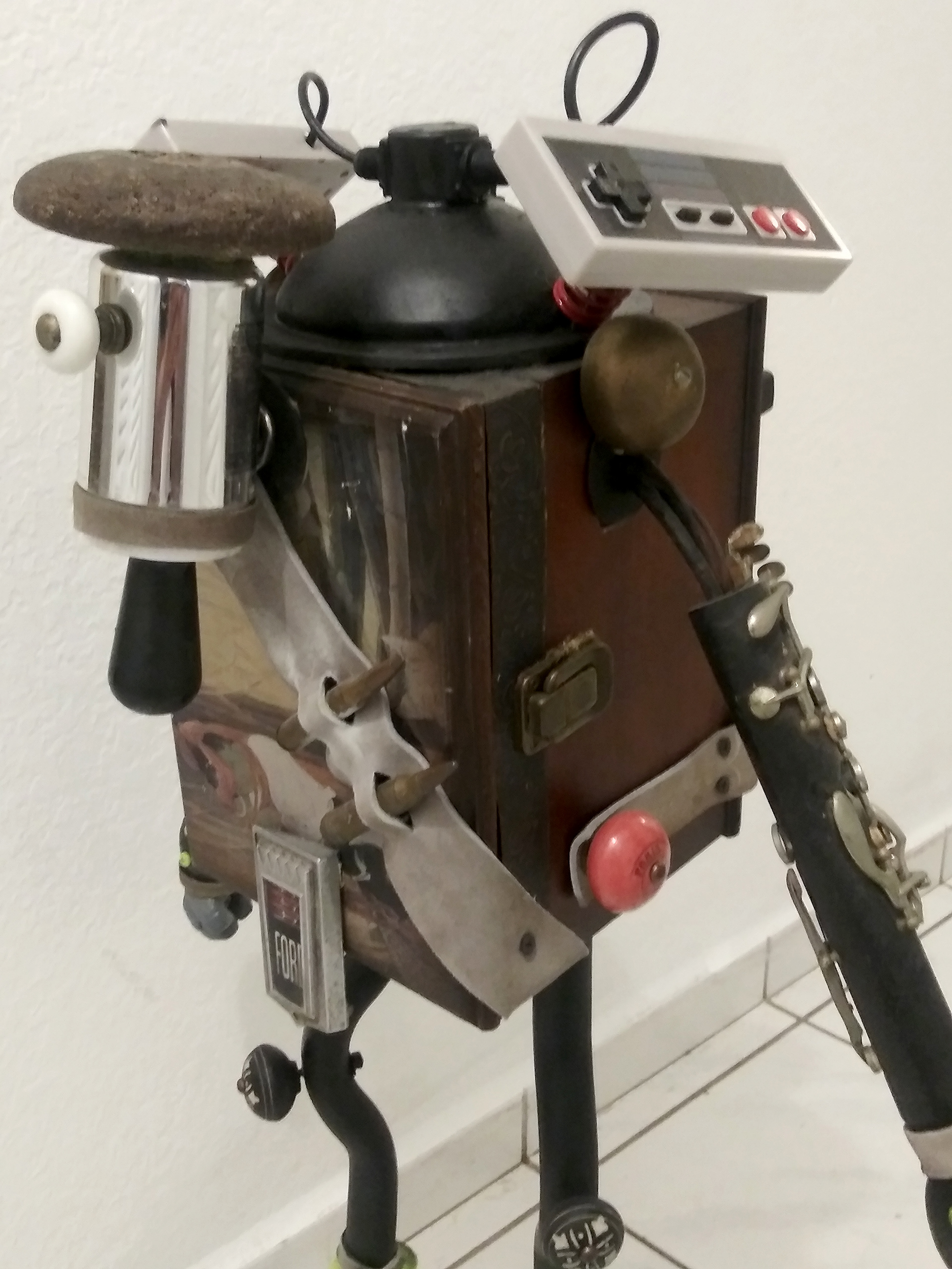 luis acevedo - Sculptures by Jorge Roldan