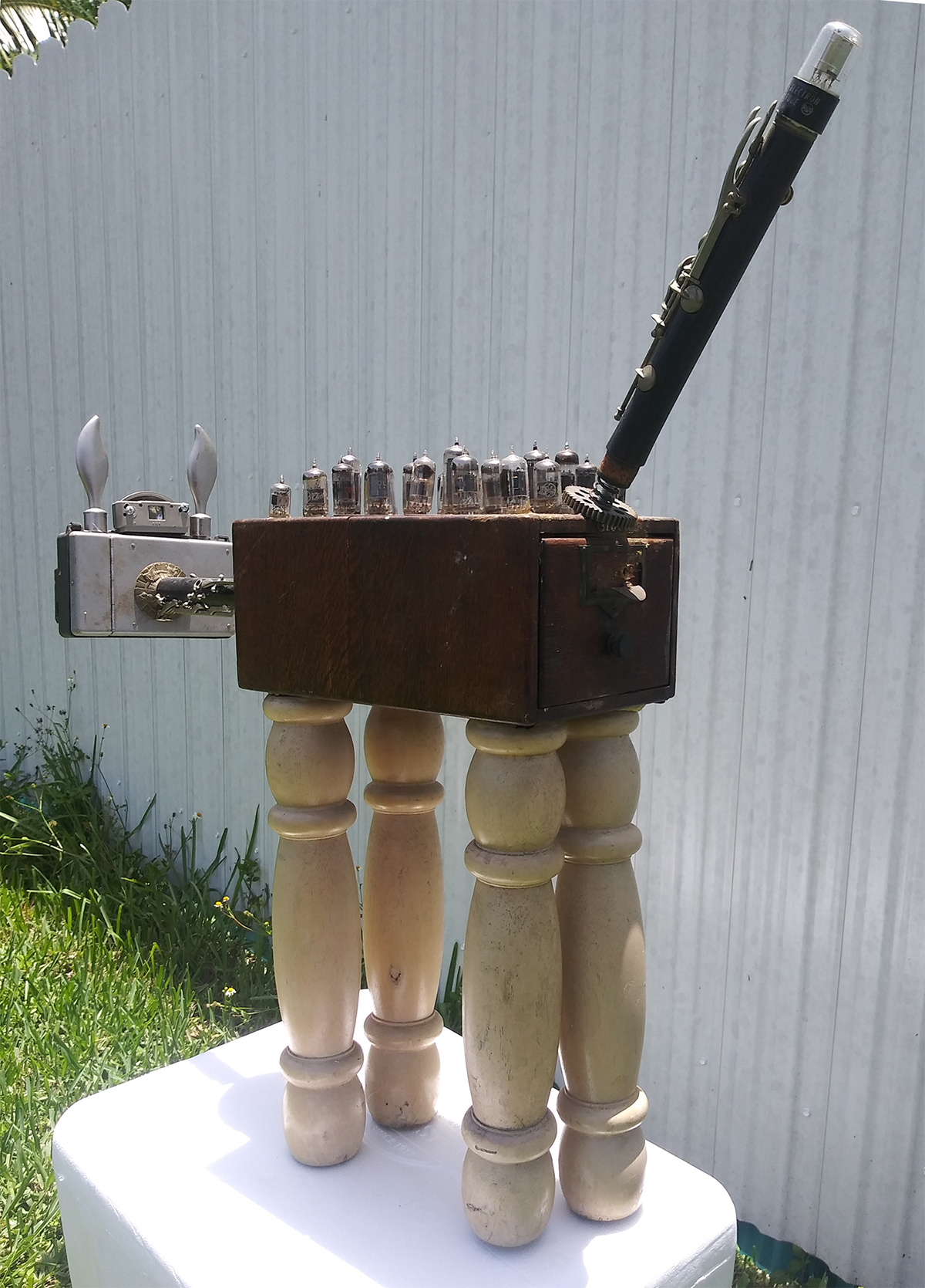 luis acevedo - Sculptures by Jorge Roldan