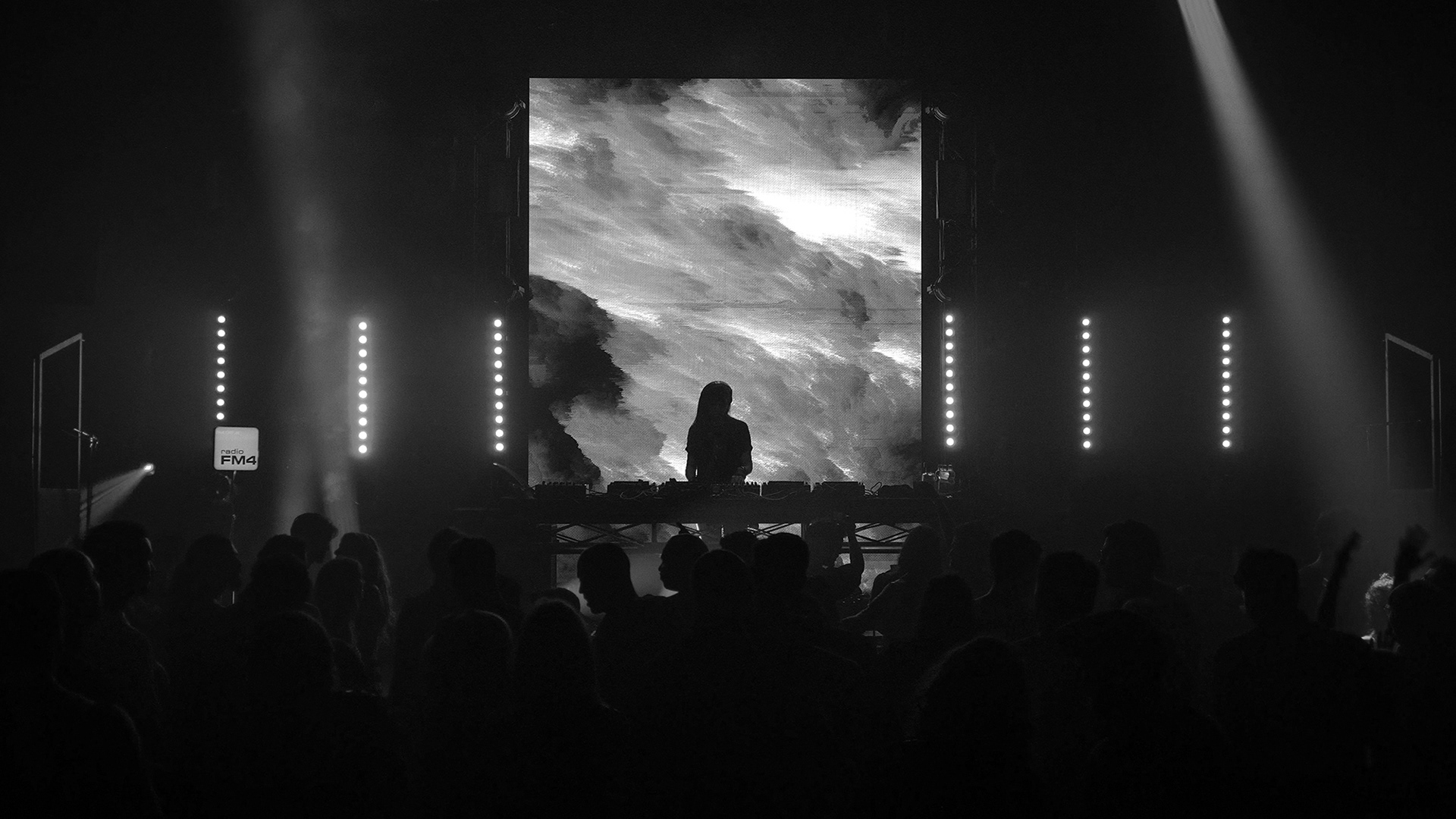 MONOCOLOR - Sequitur_caleidoscopia extended