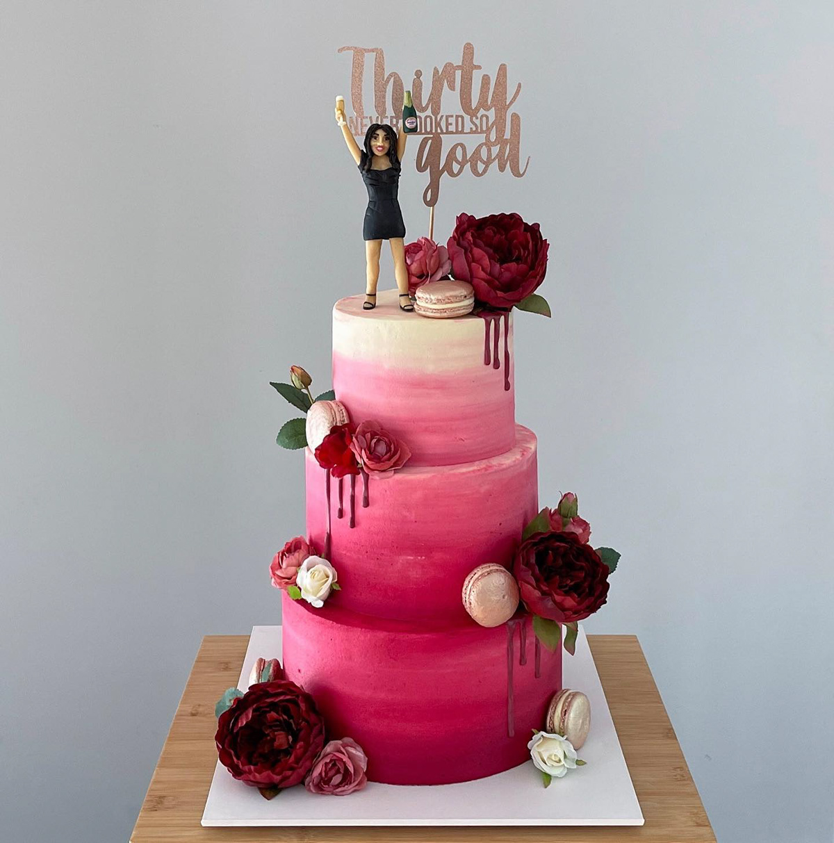 Amelias Kitchen - Custom Cakes - Gallery