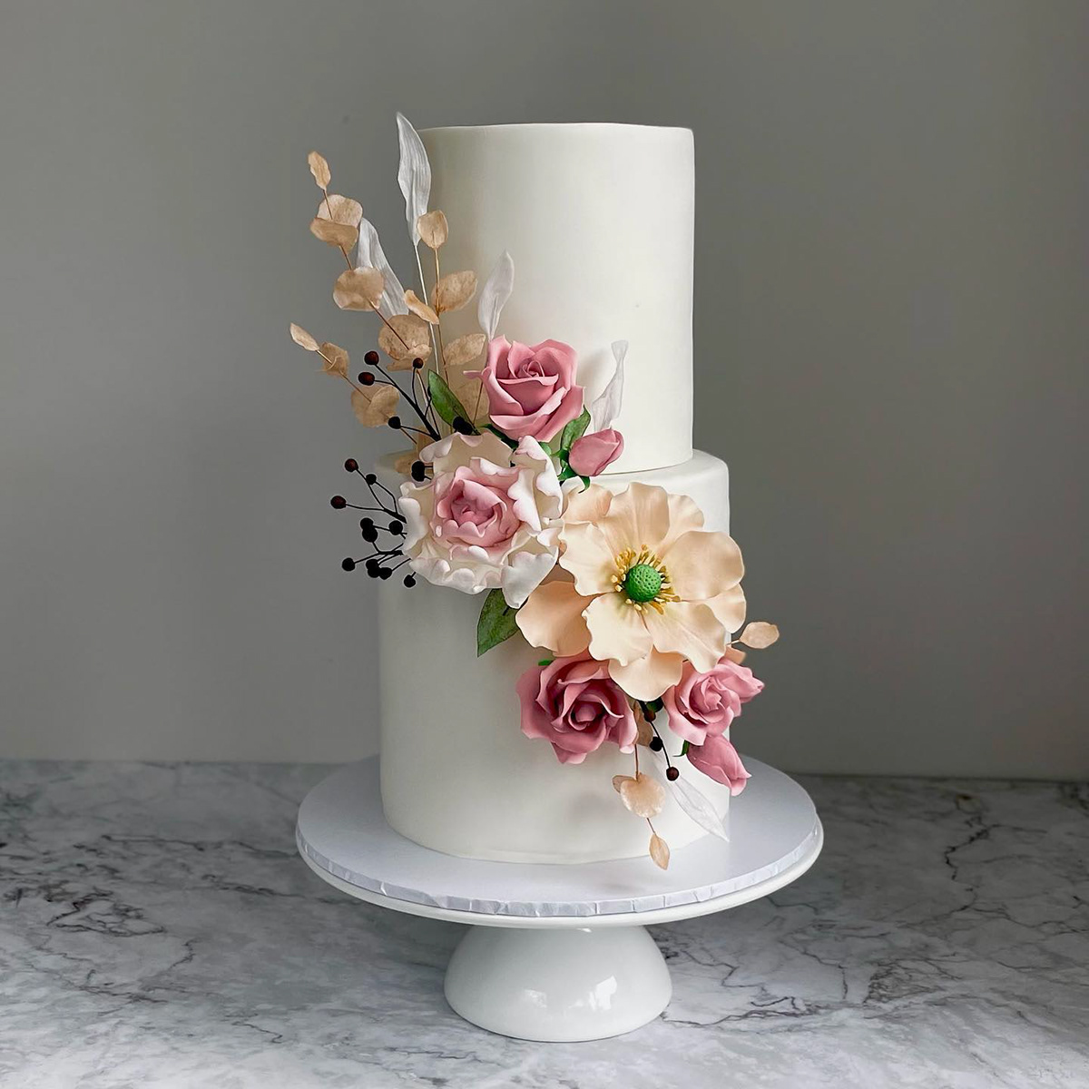 Amelias Kitchen - Custom Cakes - Gallery