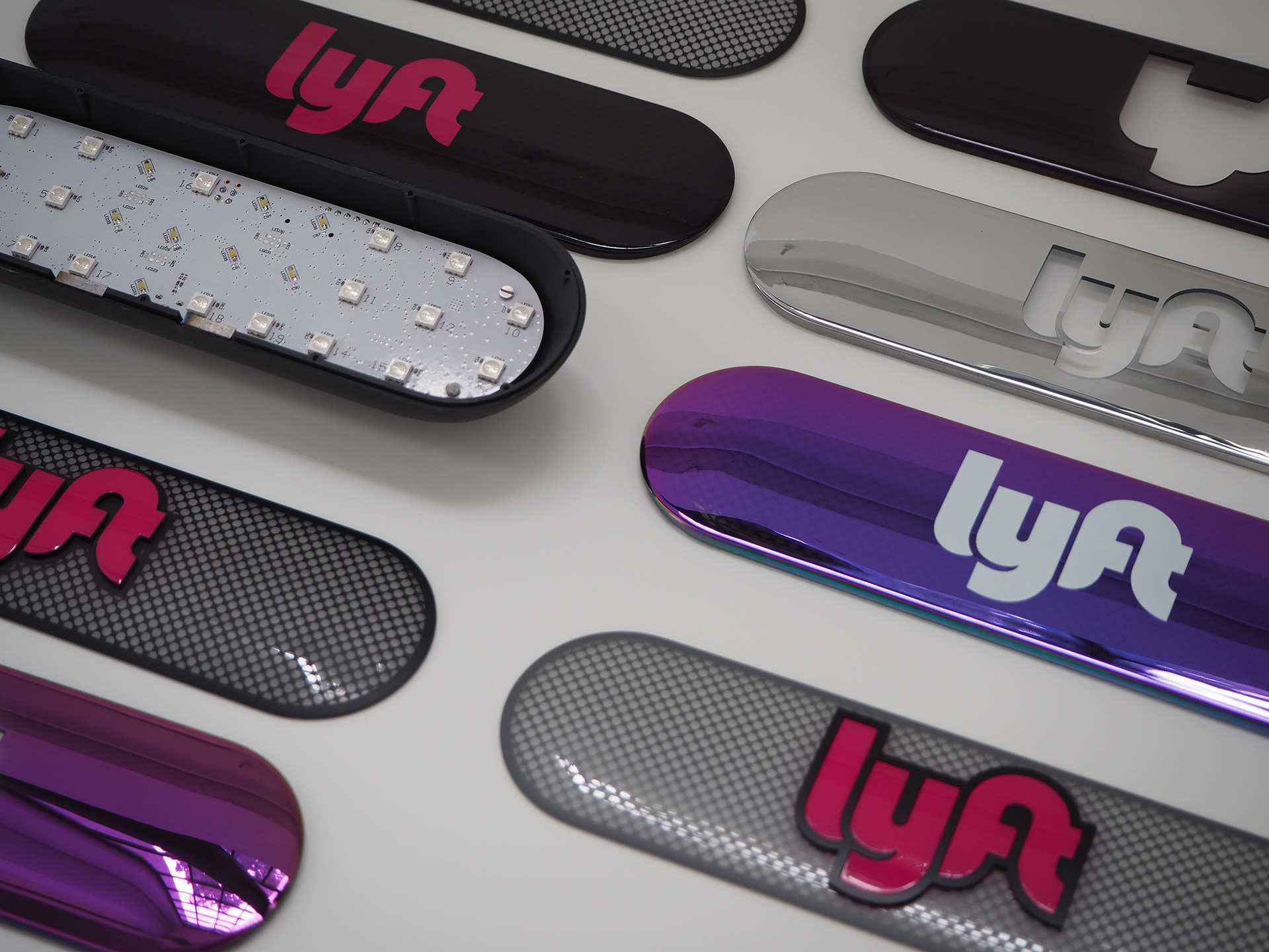 Steve Sangik Lee Industrial Design Portfolio - Lyft Amp