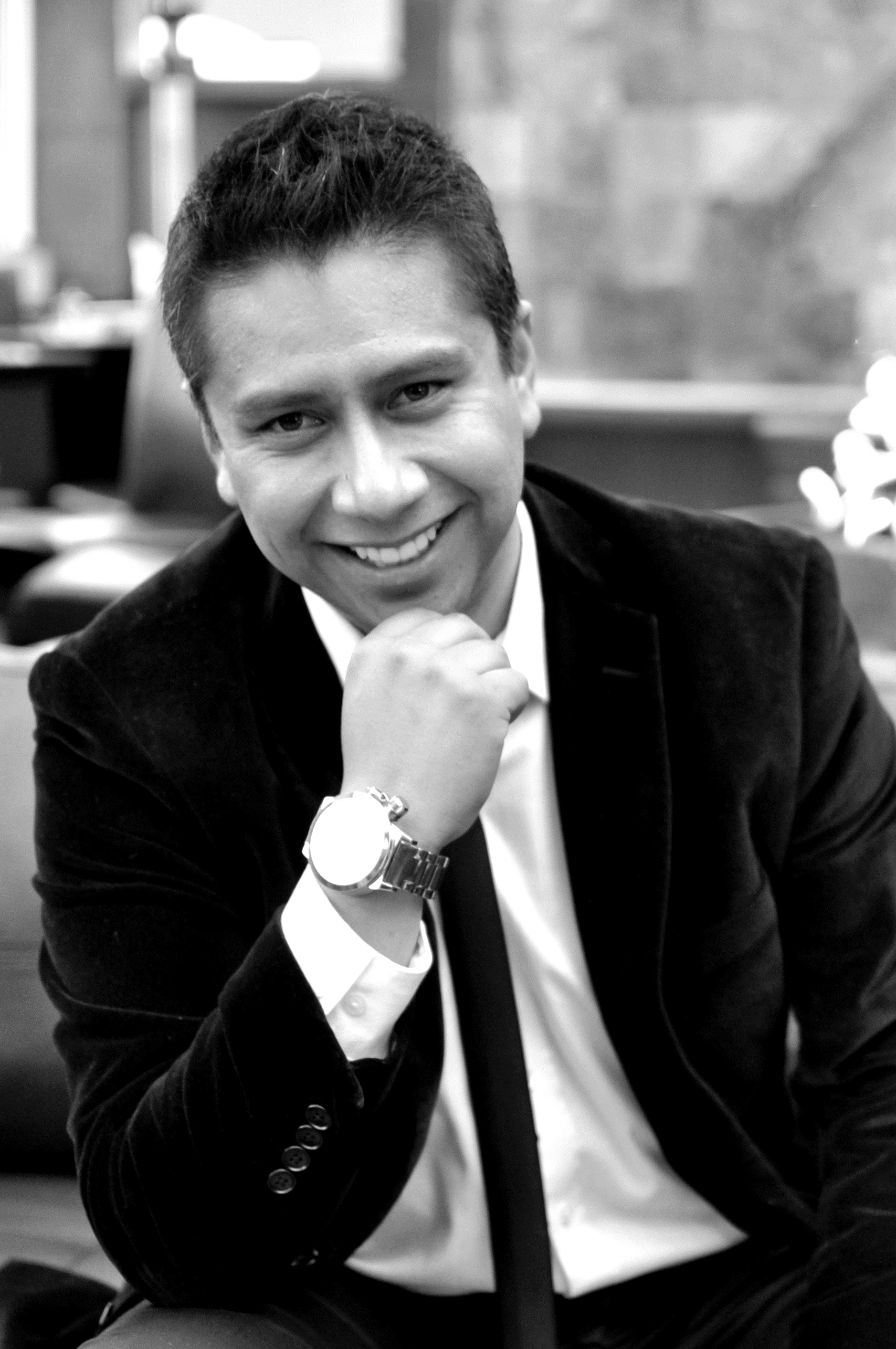 Veronika Moreno Fotografía - Jesse Vázquez. Locutor Radio Latina 104.5