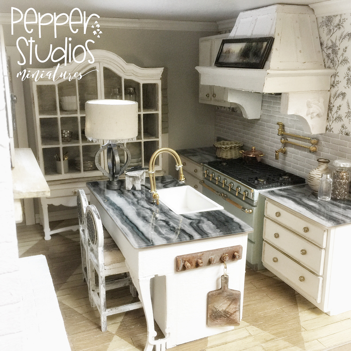 Pepper Studios Miniatures - Kitchen/Dining