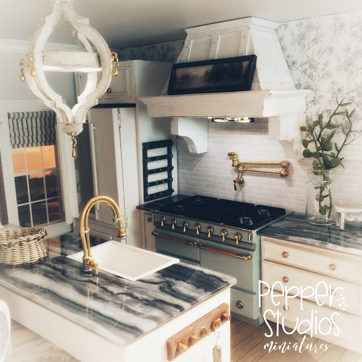 Pepper Studios Miniatures - Kitchen/Dining