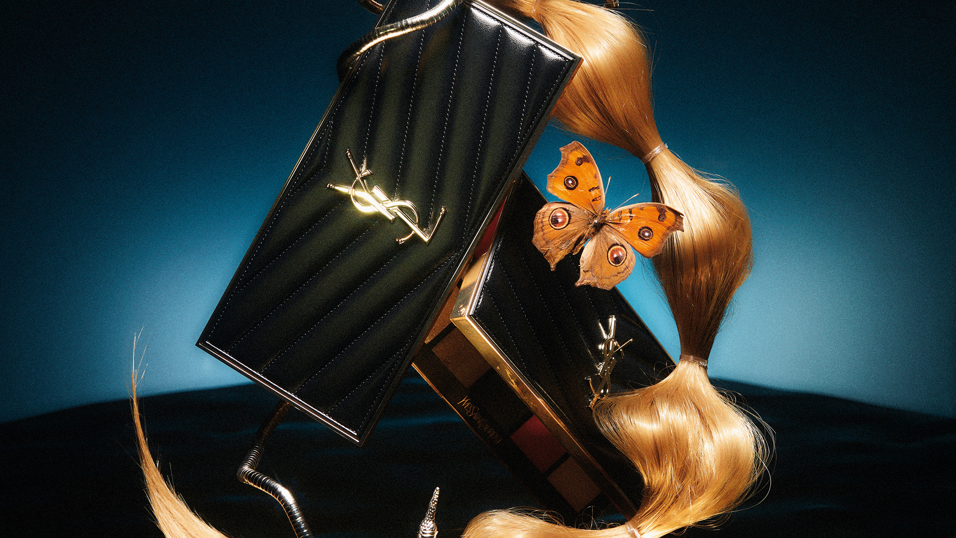 CHEUK LUN ALAN LO - MODERN WEEKLY #1000 | Fashion & Luxury