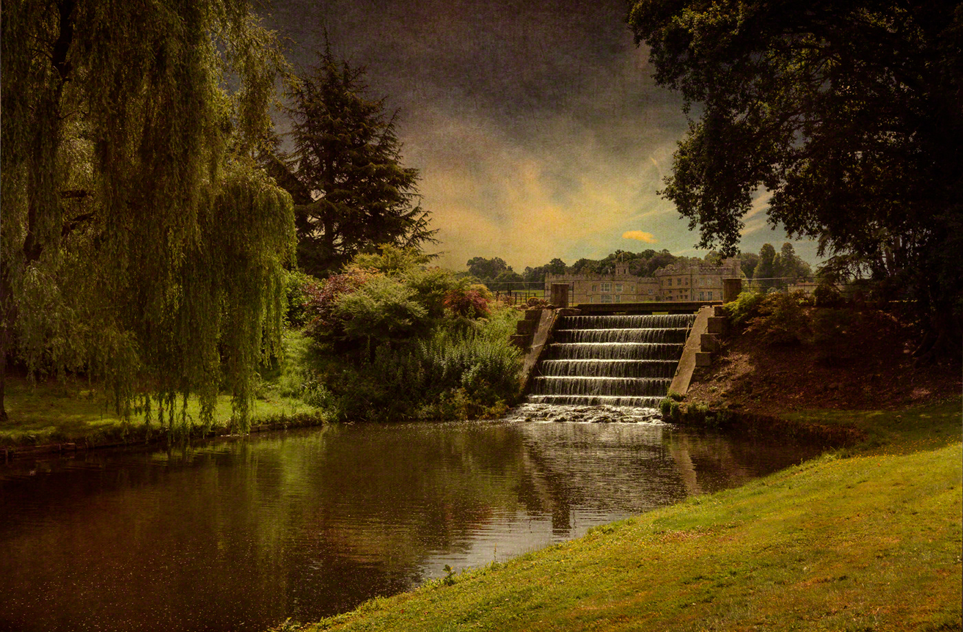 Javier Molina - Eight views of Leeds Castle, Kent