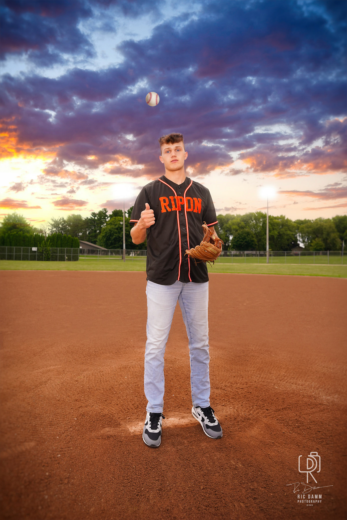 Ric Damm Photography - Jacob: Class of 2024