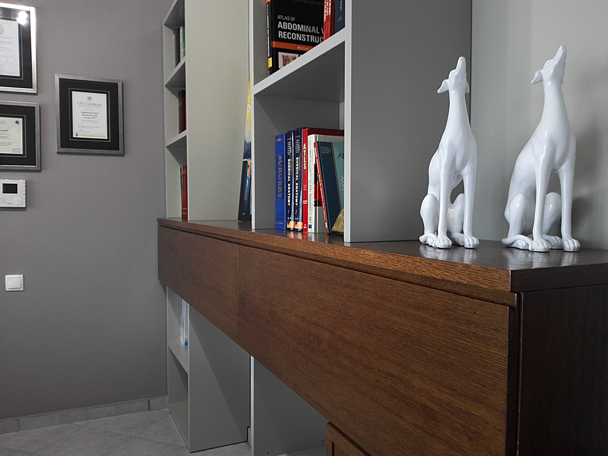 Square Design Interiors - SURGEON'S & VASCULAR SURGEON'S PRIVATE PRACTICE