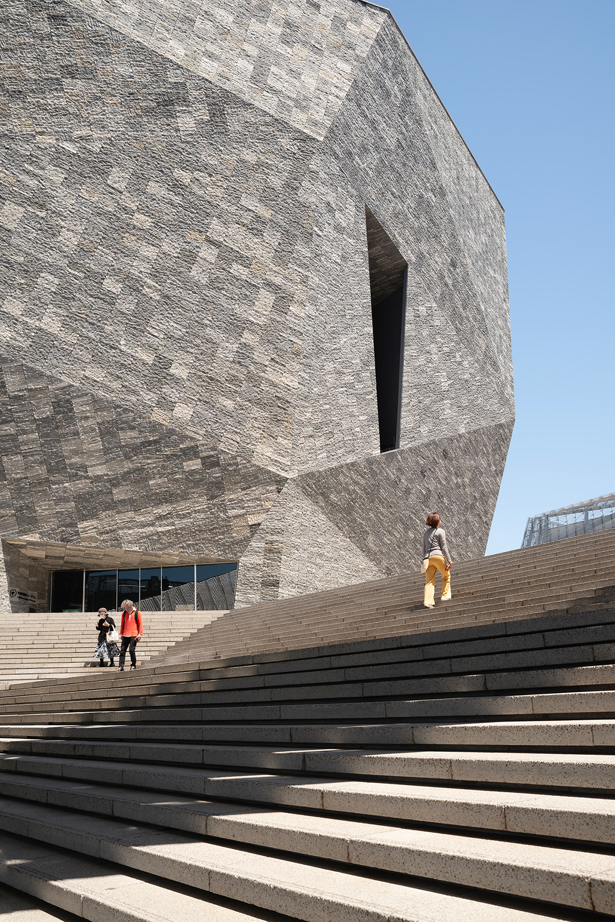 Andres Gallardo - KADOKAWA MUSASHINO MUSEUM // By Kengo Kuma & associates