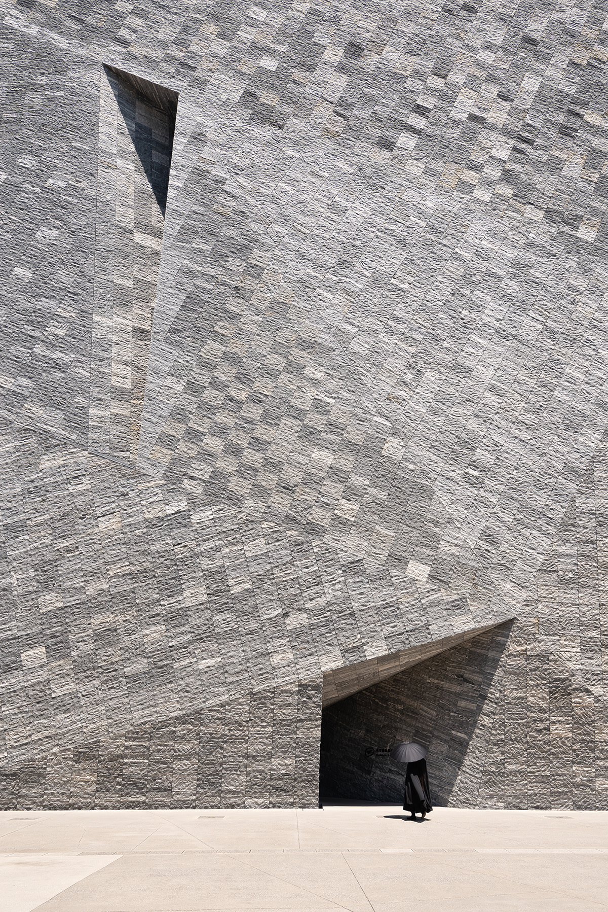 Andres Gallardo - KADOKAWA MUSASHINO MUSEUM // By Kengo Kuma & associates