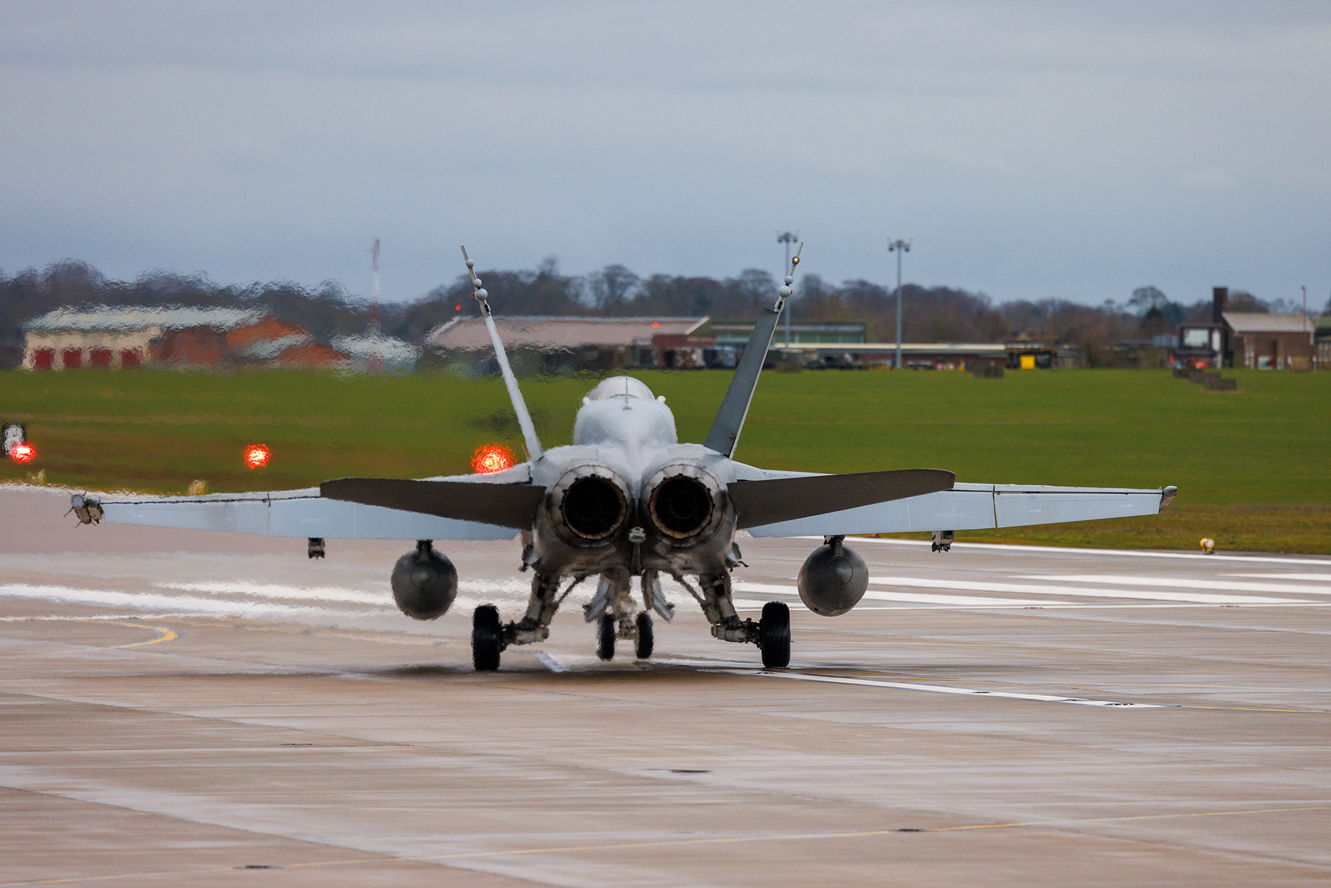 Paul Hanley Photos - Aviation