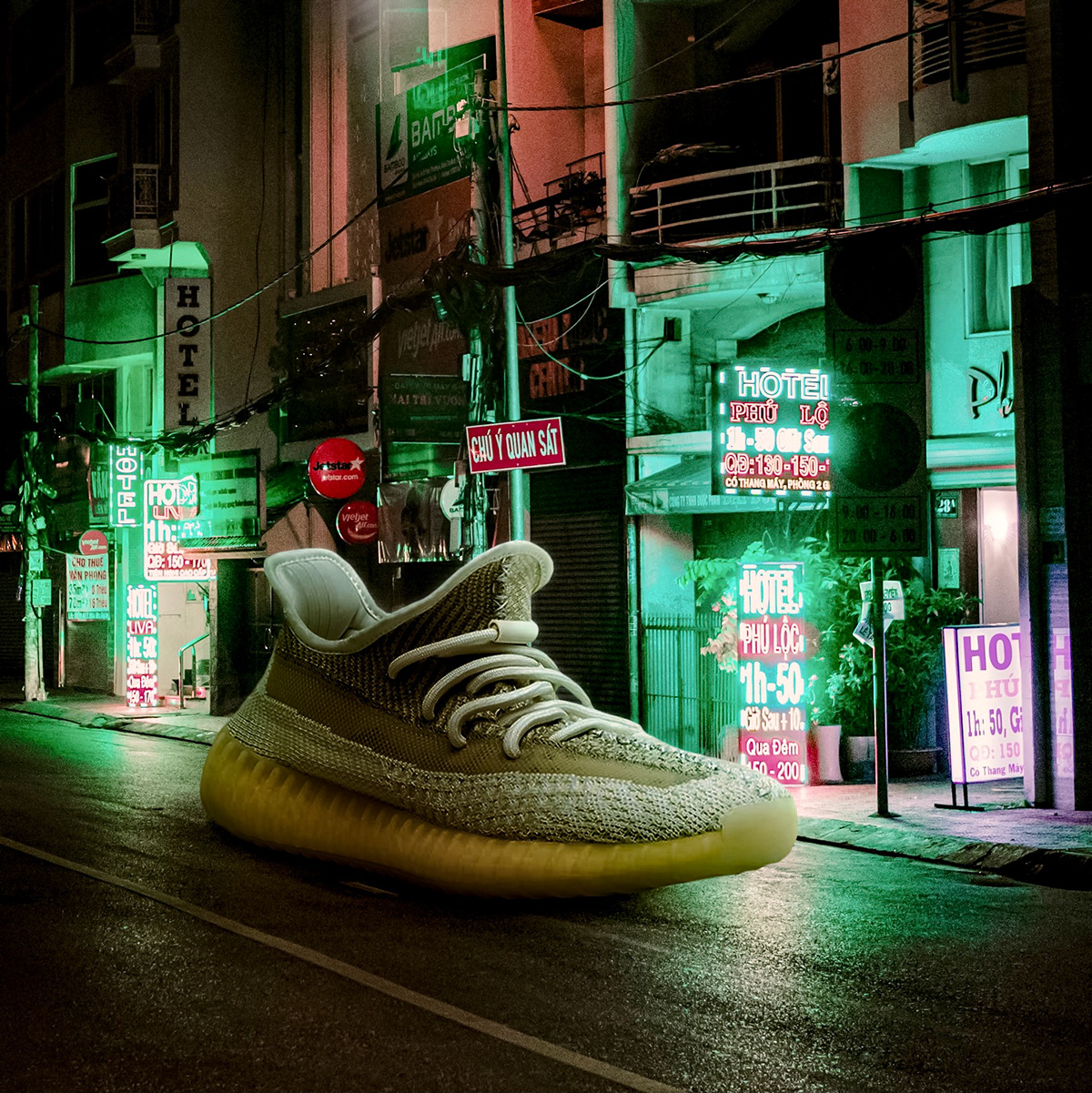 Carlos Jiménez Varela - DOPE KICKS 4 (Epic Portraits Of Sneakers)