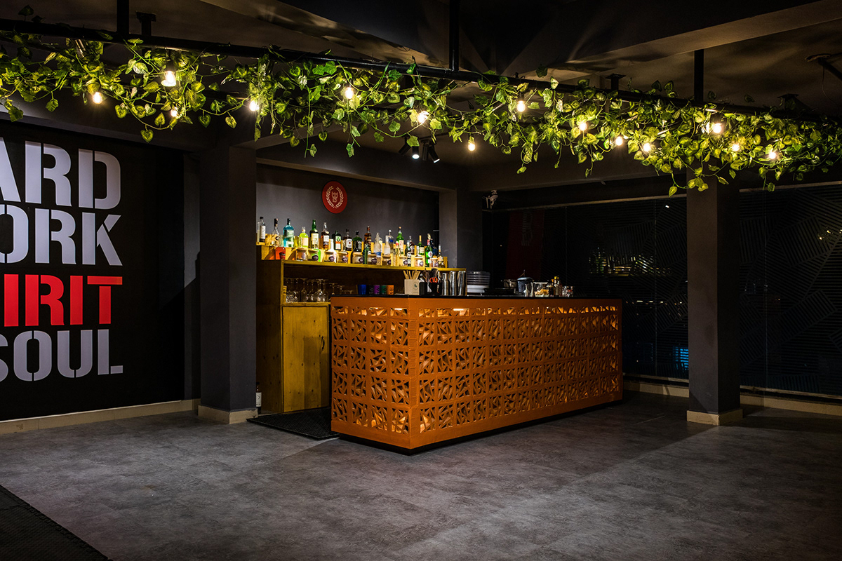 Studio Slip - European Bartender School