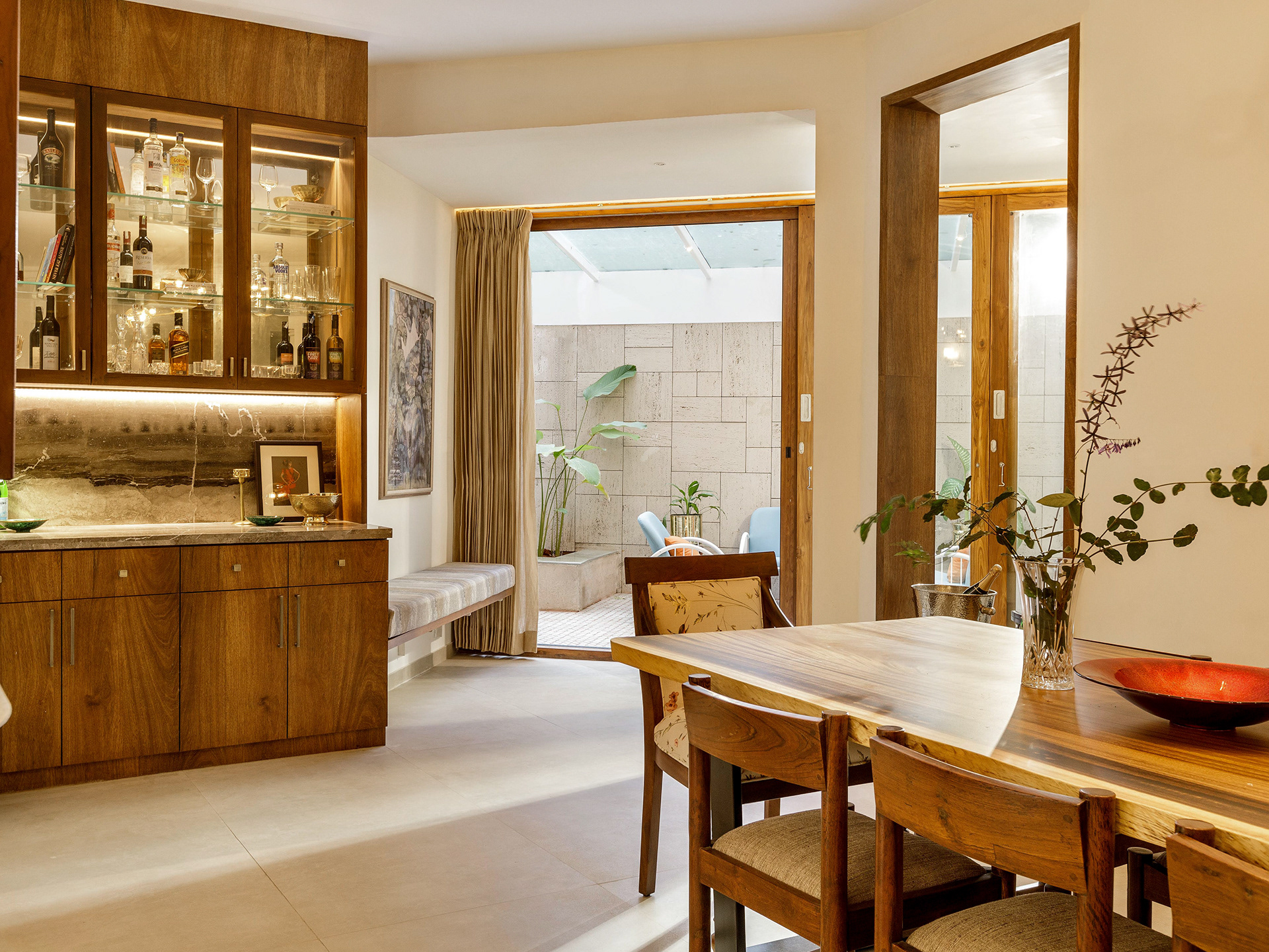 Studio Slip - Banyan Home